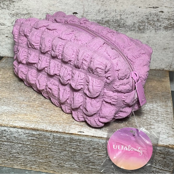 Ulta Beauty | Bags | Ulta Beauty Zipper Texture Beauty Makeup Bag ...